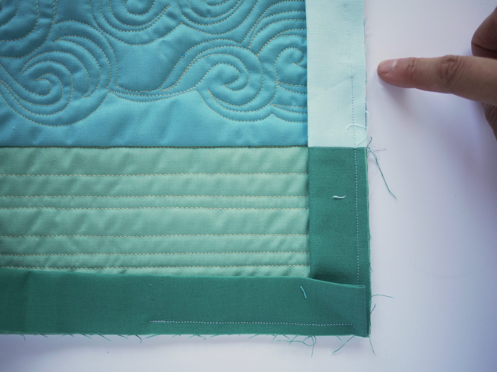 Tutorial: Aligning a Pieced Binding to Your Quilt Top | 3rd Story Workshop